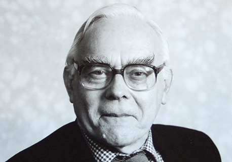 Dr Roger Highfield 1922-2017 | Merton College - Oxford